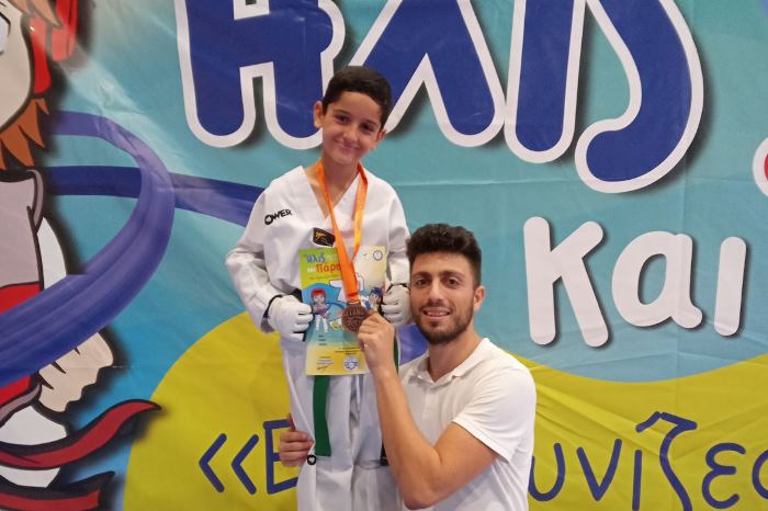 Χάλκινο μετάλλιο για τον αθλητή του Ο.Α. Λαυρίου Φωτόπουλο Χαράλαμπο ...